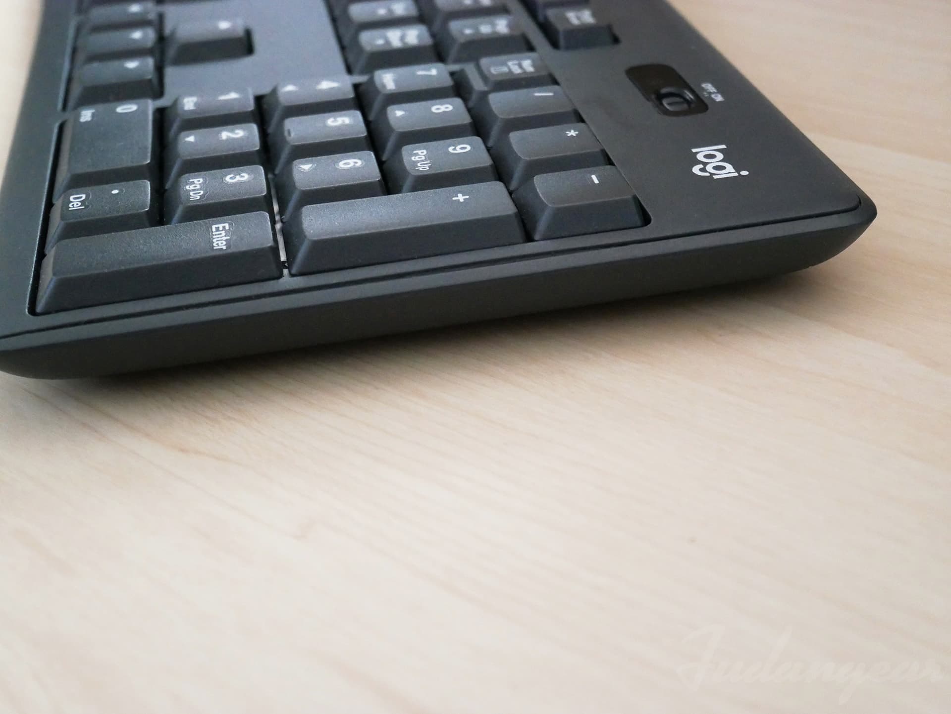 LogicoolのワイヤレスキーボードK275レビュー&タイピング音チェック - Fudangear